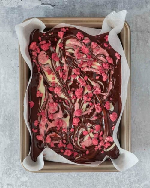 Chocolate Raspberry Bark (Easy Recipe!)